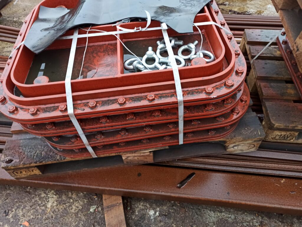 Hatches - many types and dimensions - Posejdon Marine - Marine ...